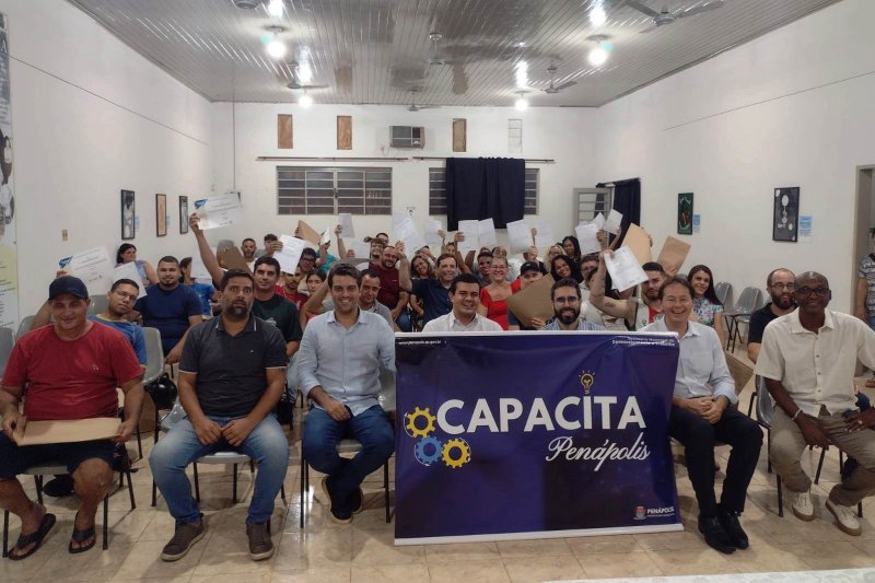 Diário de Penápolis | Programa Capacita Penápolis: Prefeitura entrega mais 120 certificados de ...