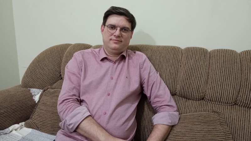 Diário de Penápolis | Honraria: advogado toma posse em Academia Mundial de Letras